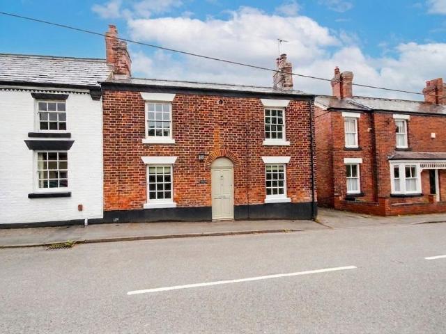 2 bedroom cottage for sale