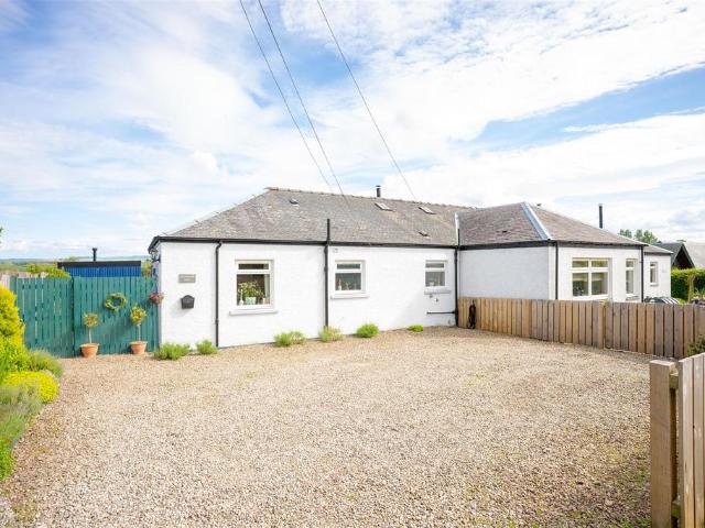 2 bedroom cottage for sale