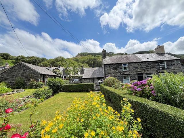 3 bedroom cottage for sale