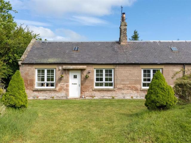 2 bedroom cottage for sale
