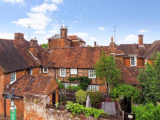 2 bedroom cottage for sale