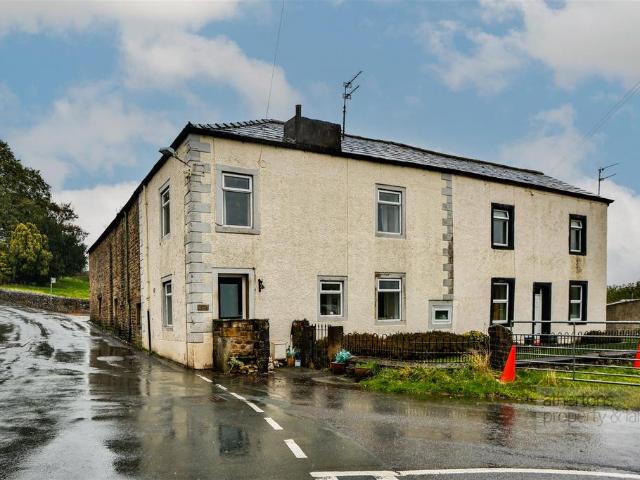 2 bedroom cottage for sale