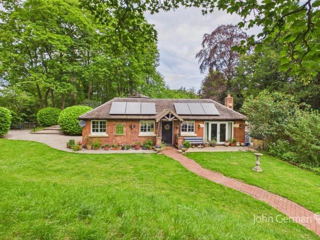 2 bedroom cottage for sale