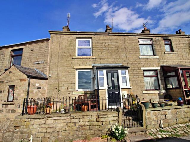2 bedroom cottage for sale