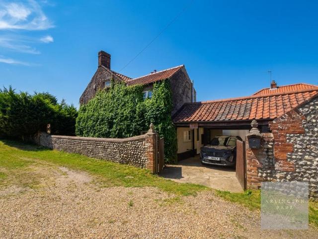 2 bedroom cottage for sale