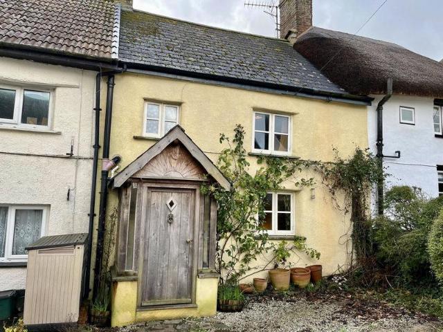 2 bedroom cottage for sale