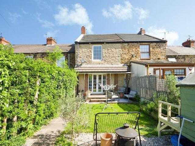 2 bedroom cottage for sale
