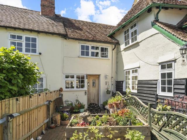 2 bedroom cottage for sale