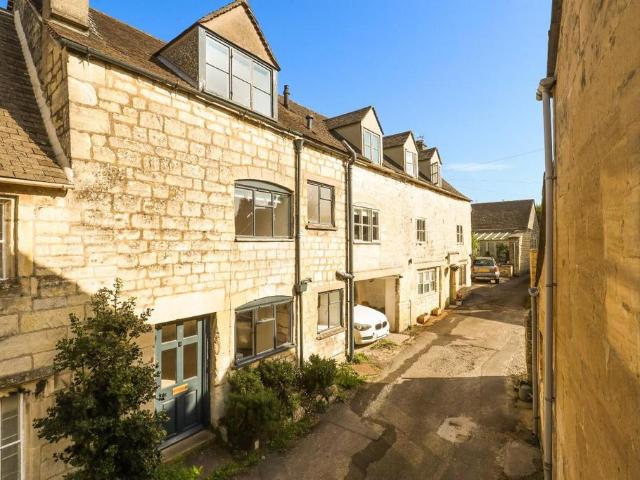 2 bedroom cottage for sale