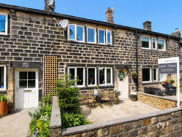 2 bedroom cottage for sale