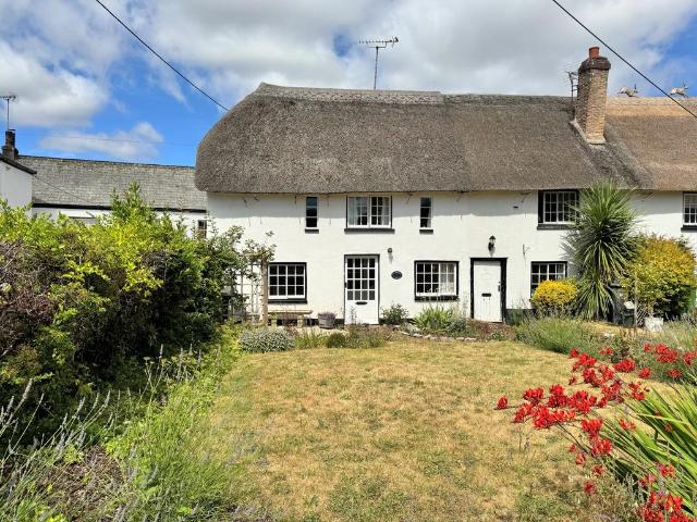 2 bedroom cottage for sale