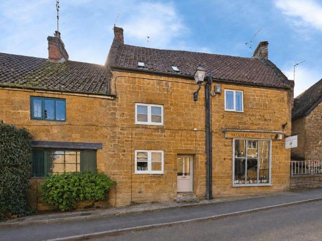 2 bedroom cottage for sale