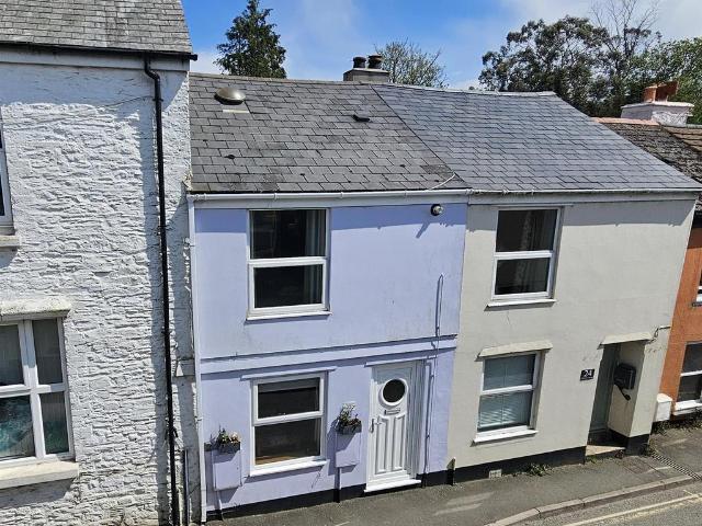 2 bedroom cottage for sale