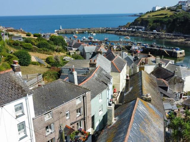2 bedroom cottage for sale