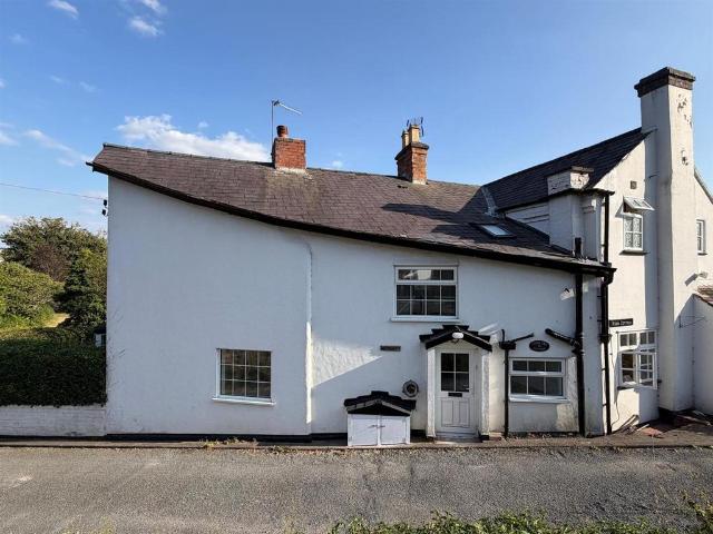 2 bedroom cottage for sale