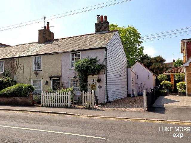 2 bedroom cottage for sale