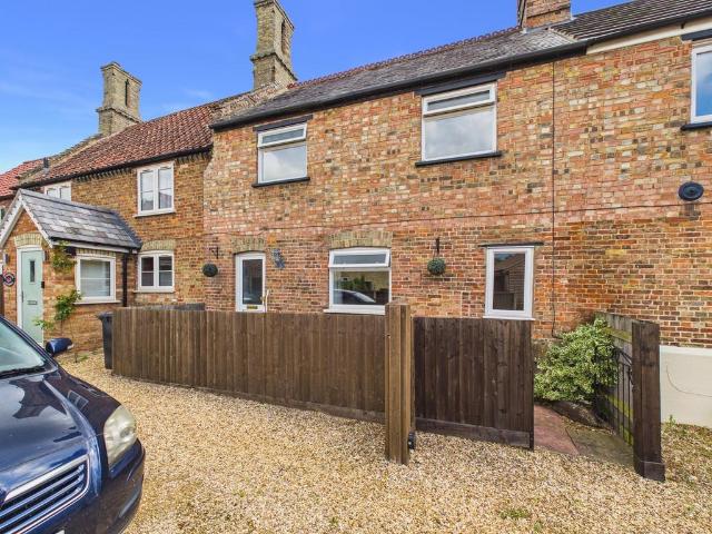 2 bedroom cottage for sale