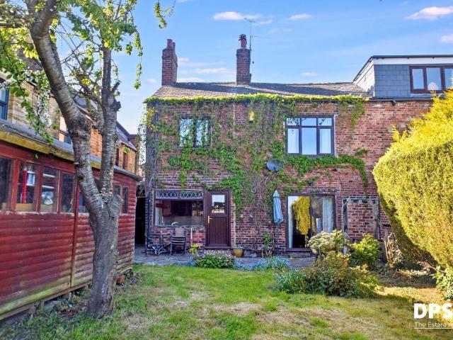 2 bedroom cottage for sale