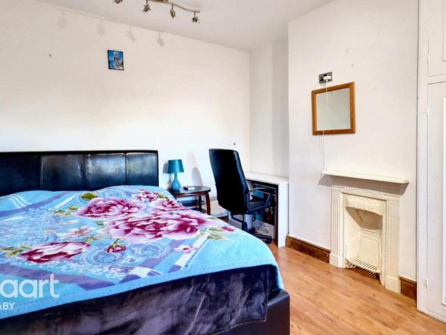 2 bedroom cottage for sale