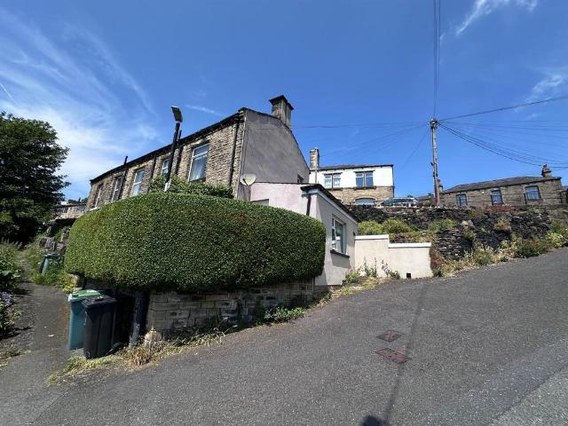 2 bedroom cottage for sale