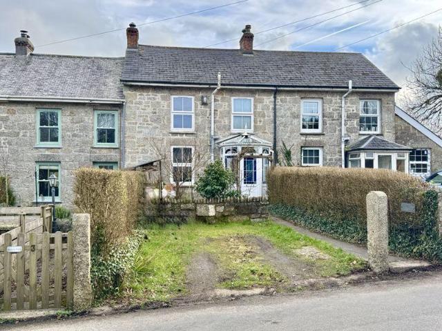 2 bedroom cottage for sale