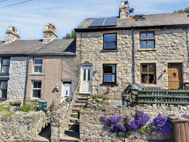 2 bedroom cottage for sale