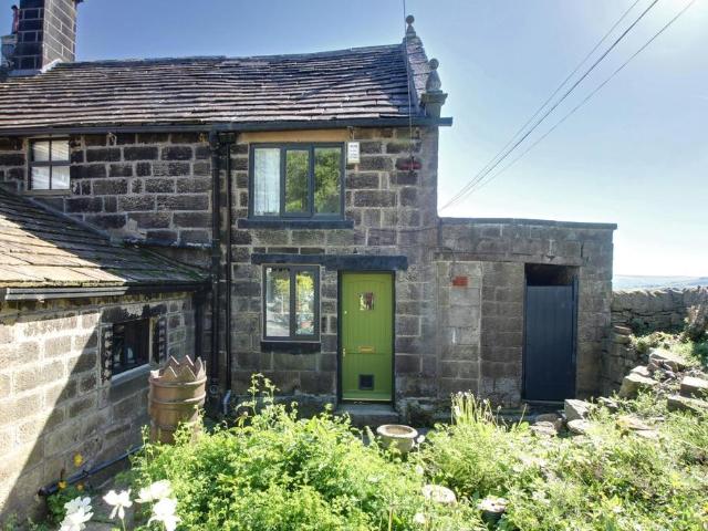 2 bedroom cottage for sale