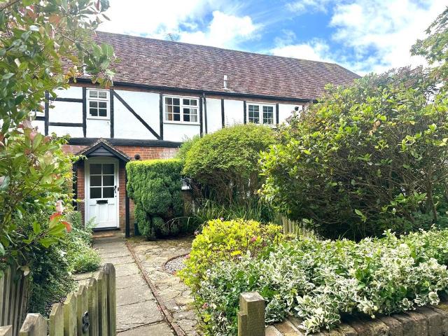 2 bedroom cottage for sale