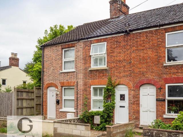 2 bedroom cottage for sale