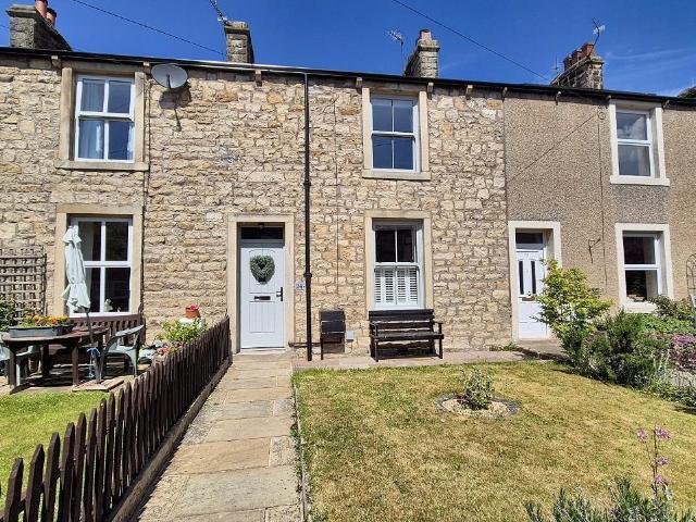 2 bedroom cottage for sale