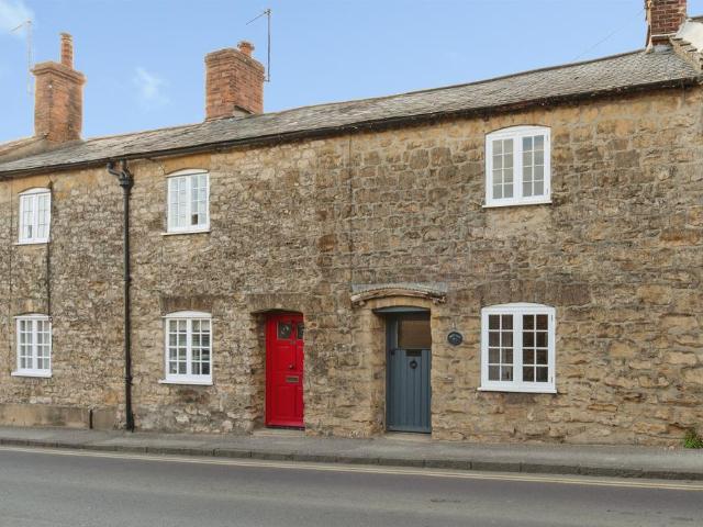 2 bedroom cottage for sale