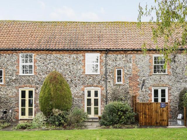 2 bedroom cottage for sale