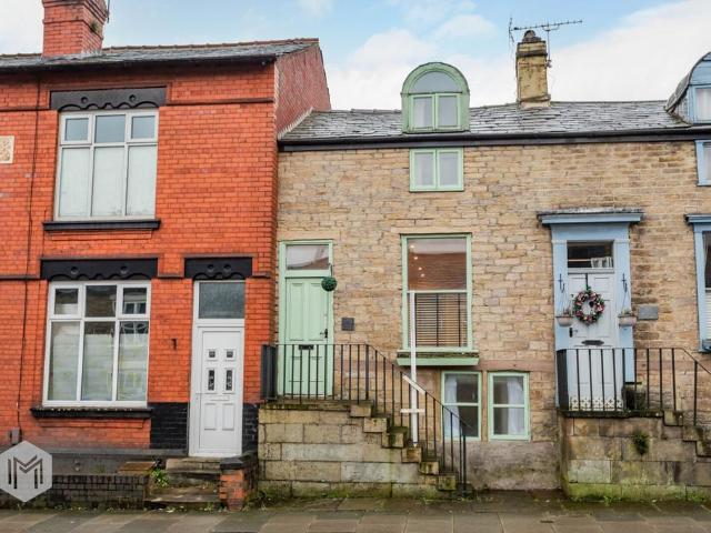 2 bedroom cottage for sale