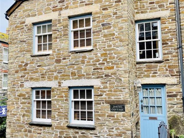 2 bedroom cottage for sale