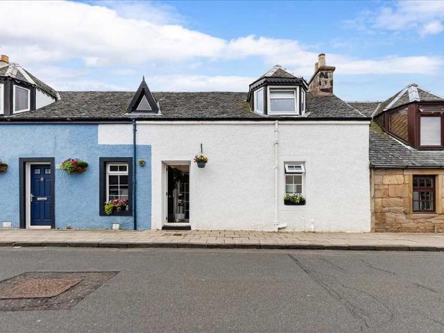2 bedroom cottage for sale