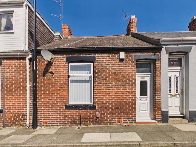 2 bedroom cottage for sale