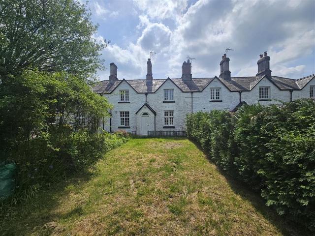 2 bedroom cottage for sale
