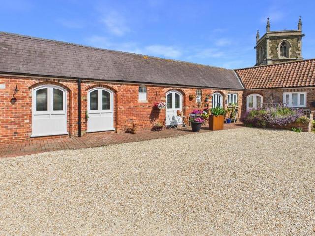 2 bedroom cottage for sale