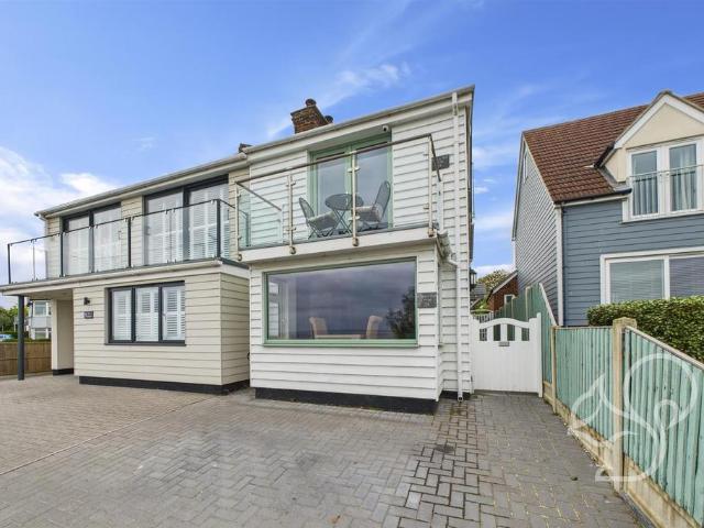 2 bedroom cottage for sale