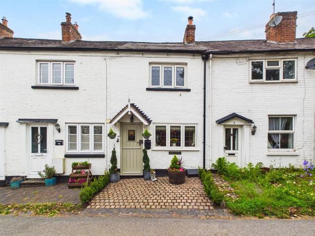 2 bedroom cottage for sale
