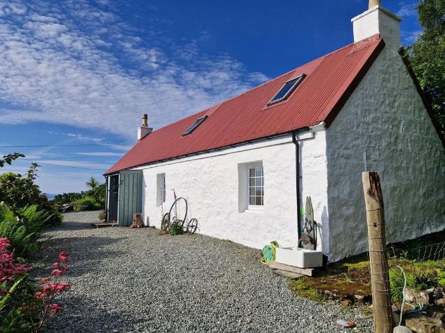 2 bedroom cottage for sale