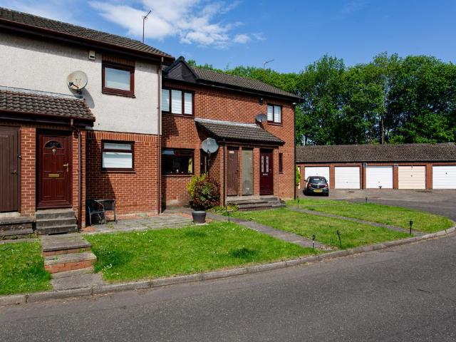 2 bedroom cottage for sale