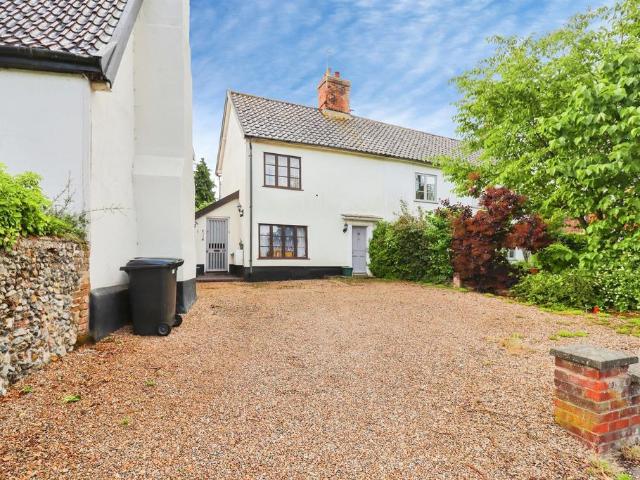 2 bedroom cottage for sale