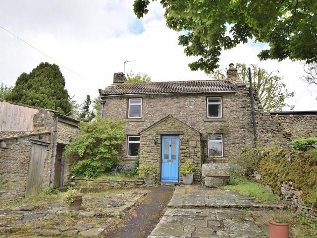 2 bedroom cottage for sale