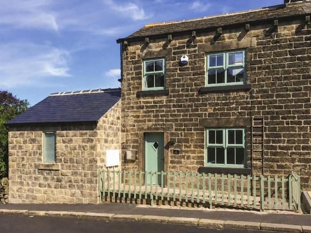 2 bedroom cottage for sale