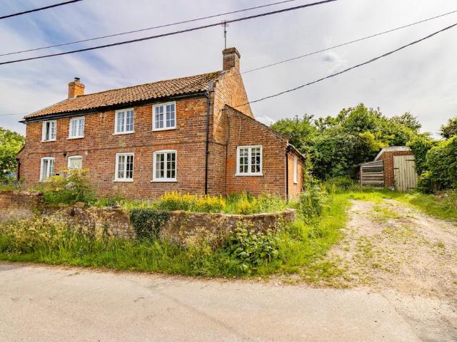 2 bedroom cottage for sale