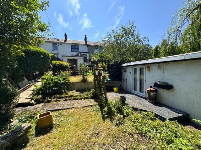 2 bedroom cottage for sale
