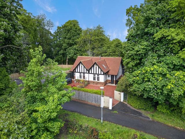 2 bedroom cottage for sale