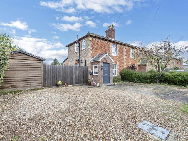 2 bedroom cottage for sale