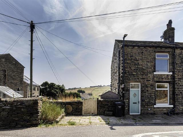 2 bedroom cottage for sale